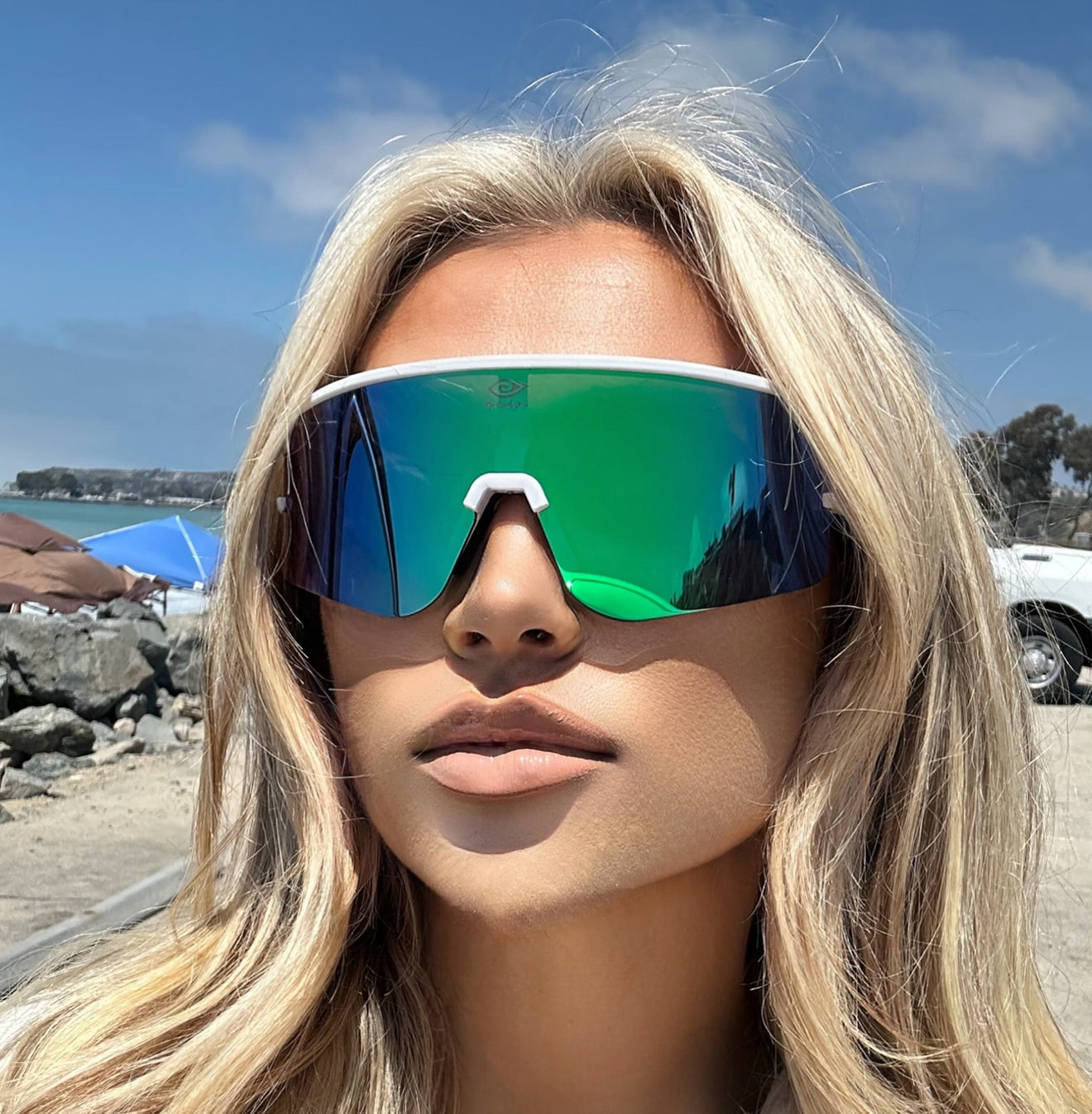 Support Your Team – Eye Candy Gear